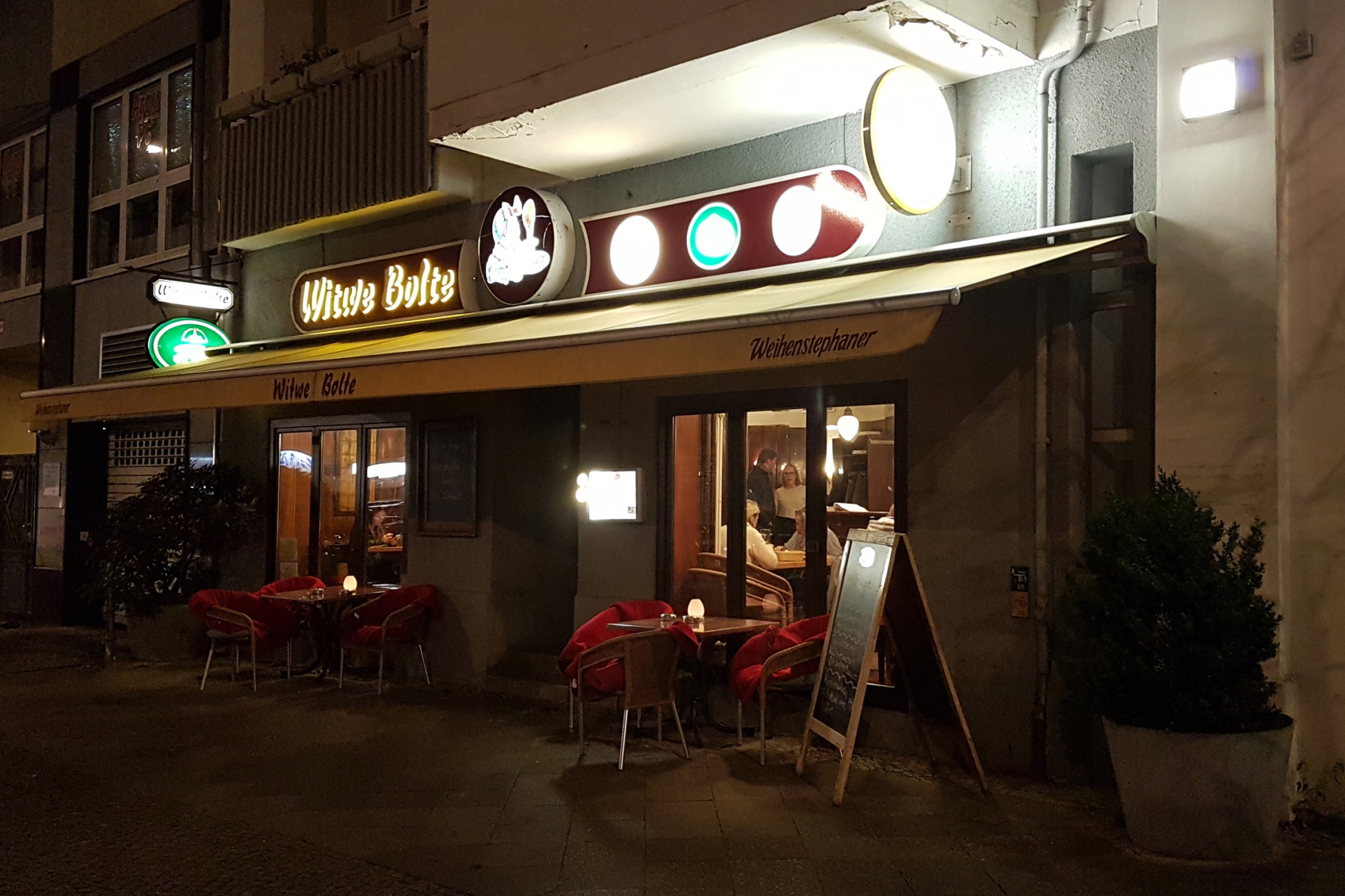 Knuspriges von Witwe Bolte | Nacht in Berlin